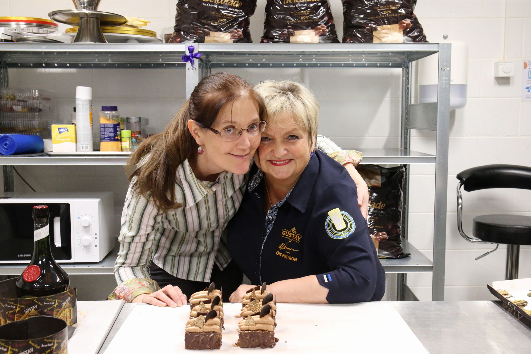 Kondiiter Õie Pritson lõi viledega barokkorelikoogi