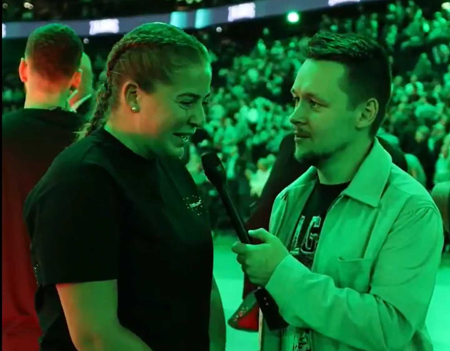 VIDEO Ostapenko atbalsta Lietuvas basketbola grandu "Žalgiris"