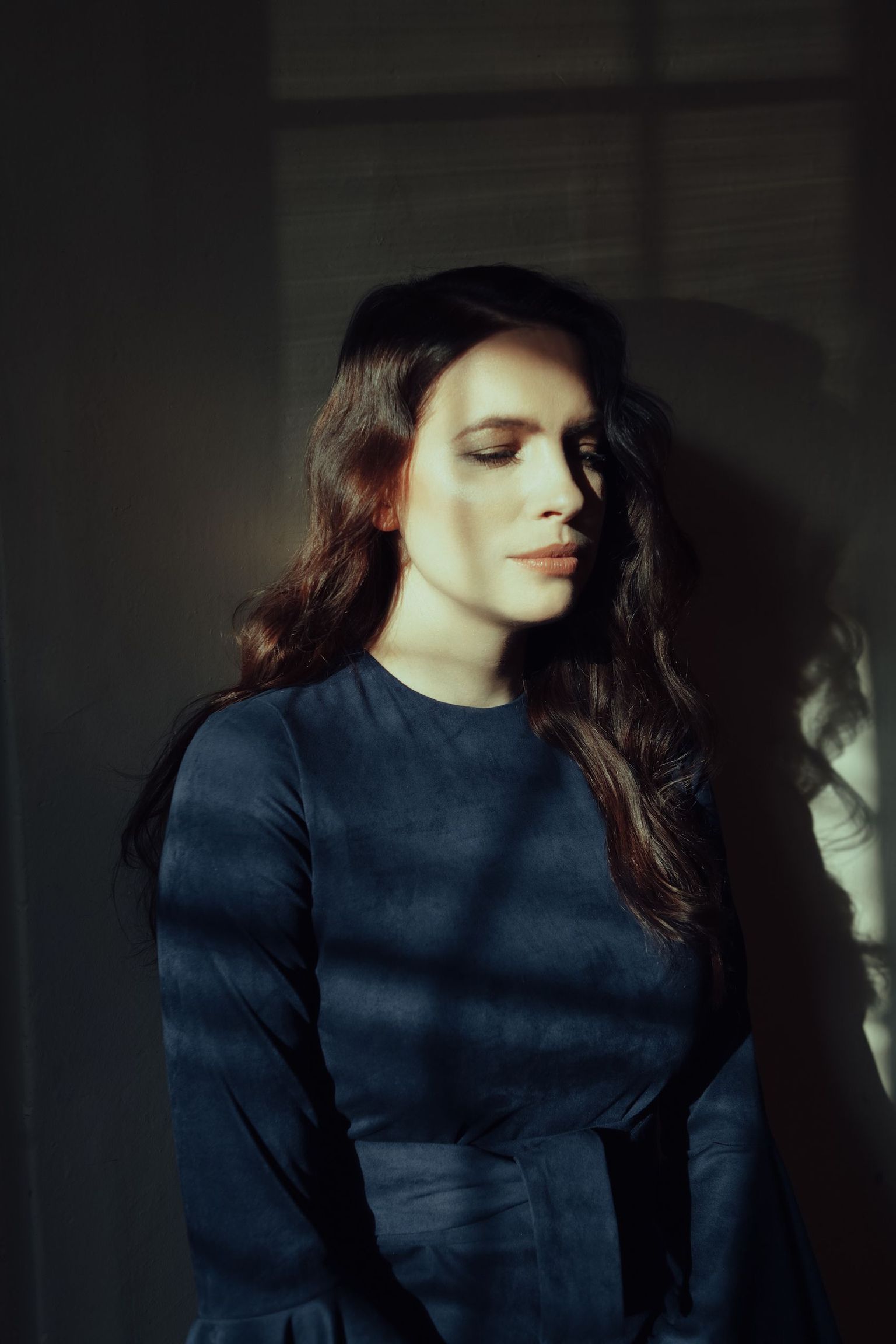 Kuula: Liisi Koikson avaldas singli peagi ilmuvalt albumilt «Coffee For ...