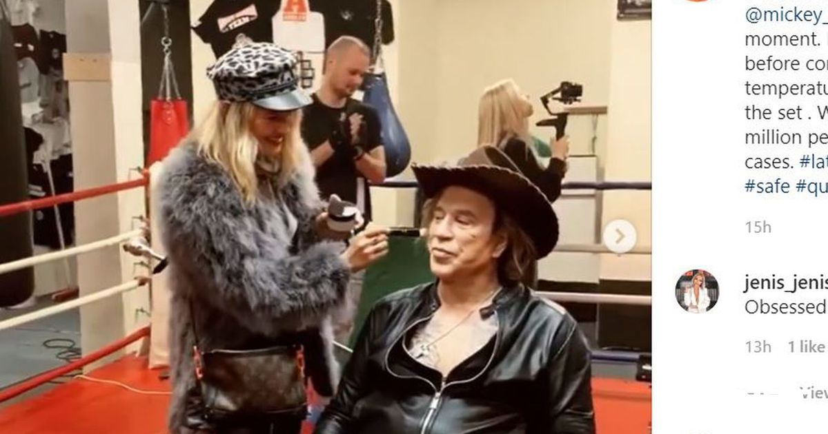 Ko Rīgā darīja Mikijs Rurks?