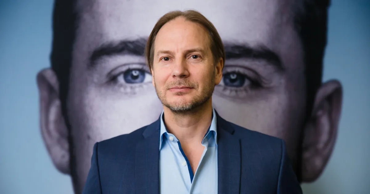 HEIGO KALDRA Riigi raha vedeleb palju avalikumalt kui rahva pangakontodel