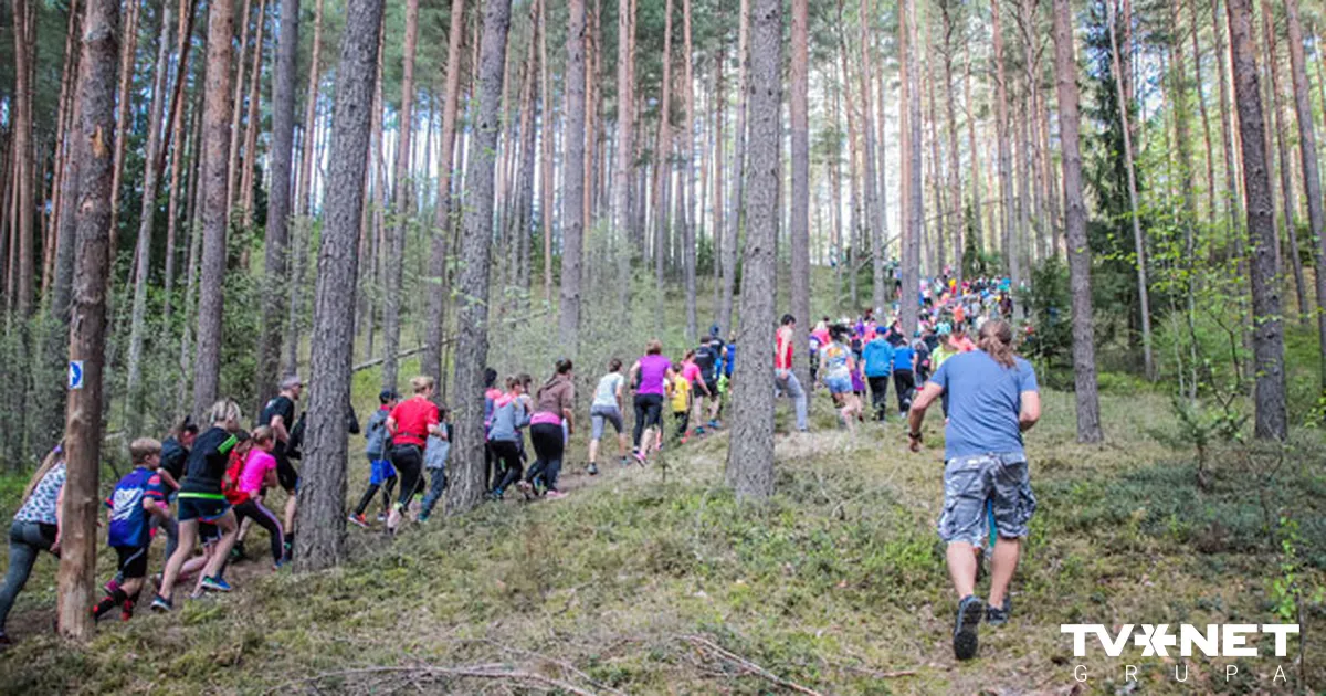 «Stirnu buks» pārlec pavasari Ogres Zilajos kalnos