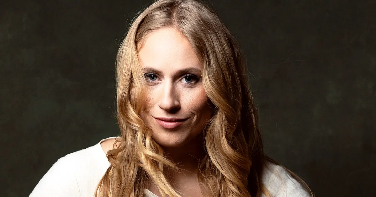 LIISELI SEIKLUSED «Ta oli maailma kõige ilusam mees! Tumepruunid ...