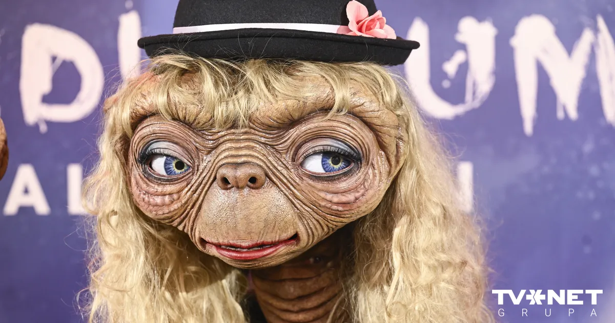 Heidija Kluma jau atkal pārspēj visus! Kā slavenības svinēja Halovīnu