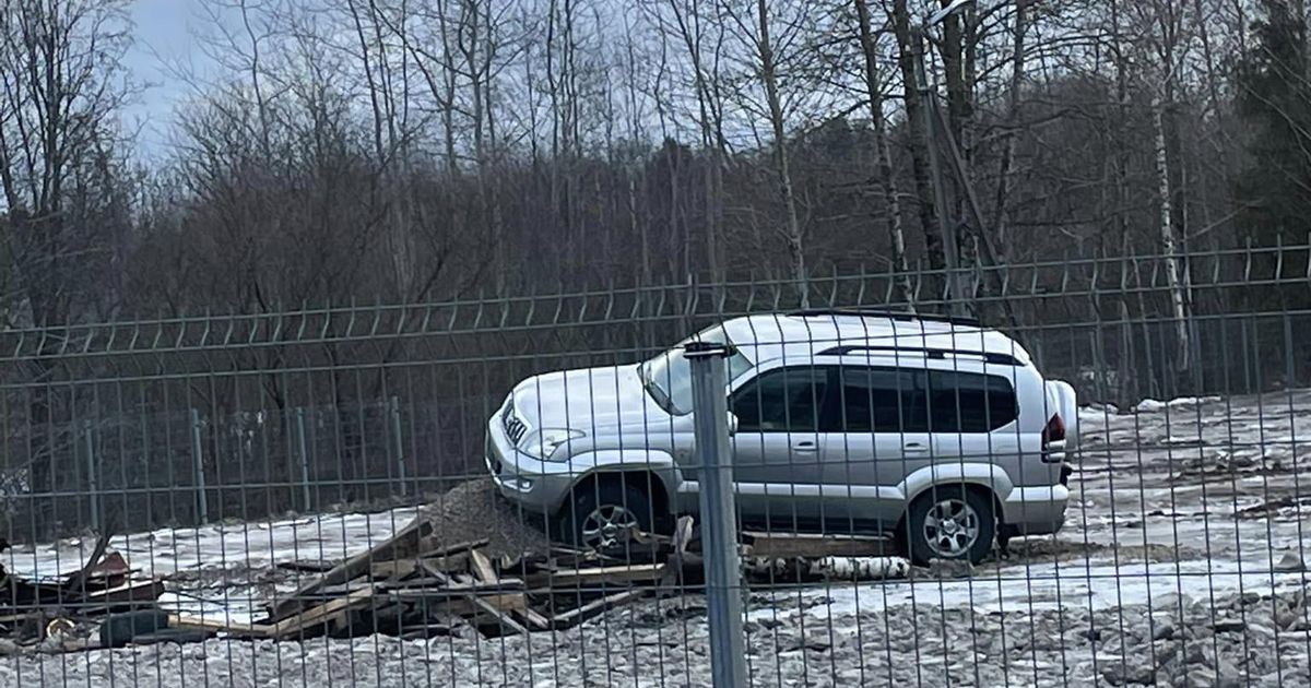 FOTOD Valgas langes ärandajate saagiks kaks autot, kolmas jäeti ...