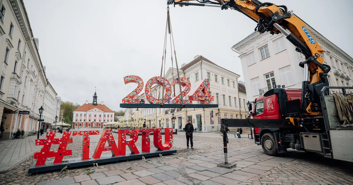 Tartu 2024 maamärk kolis raeplatsilt parki