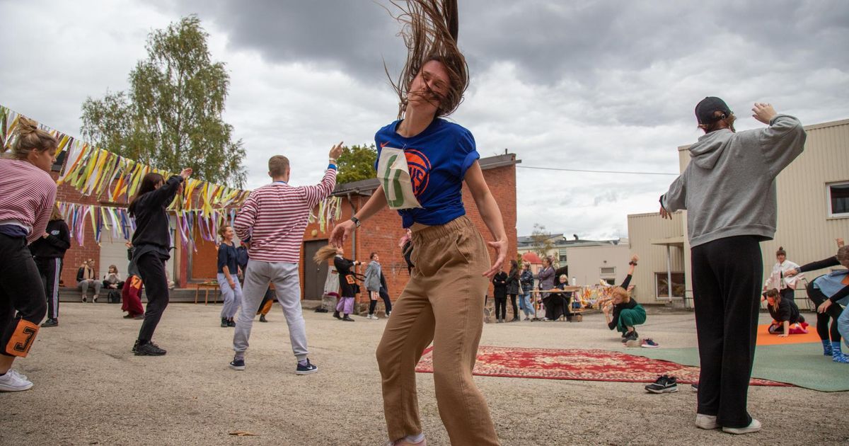 Vilma hoovil vihuti neli tundi jutti tantsu