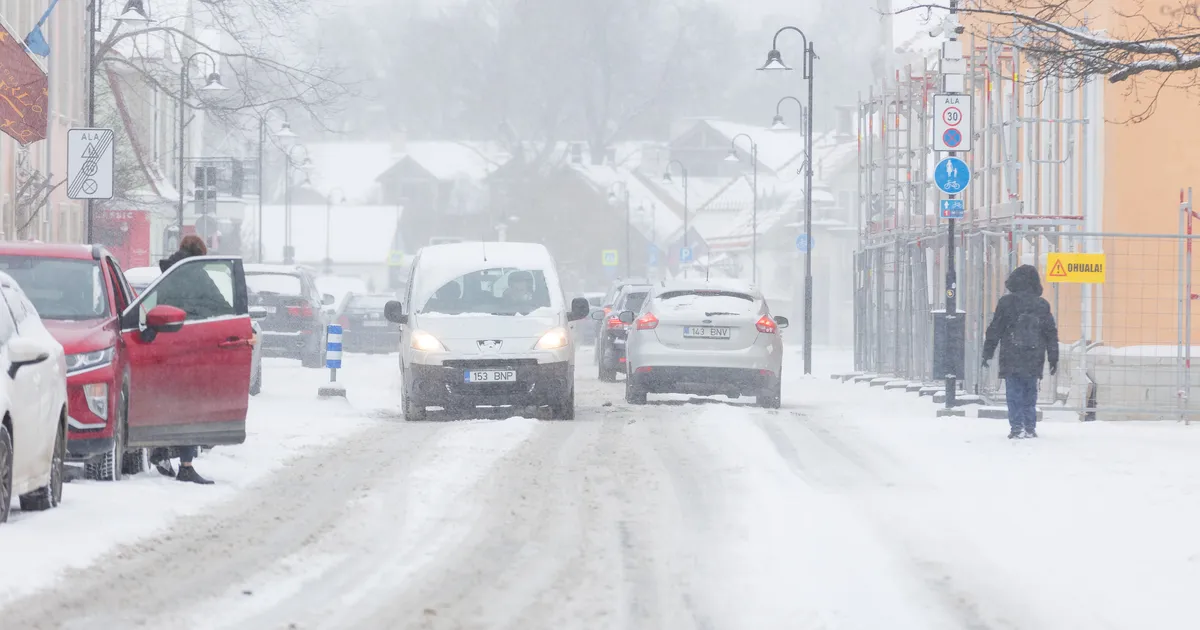 GALERII Esimene lumi Saaremaal