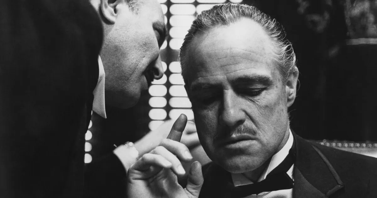 VÕTAB SÕNATUKS Filmis Marlon Brandot kehastav näitleja on kinolegendiga ...