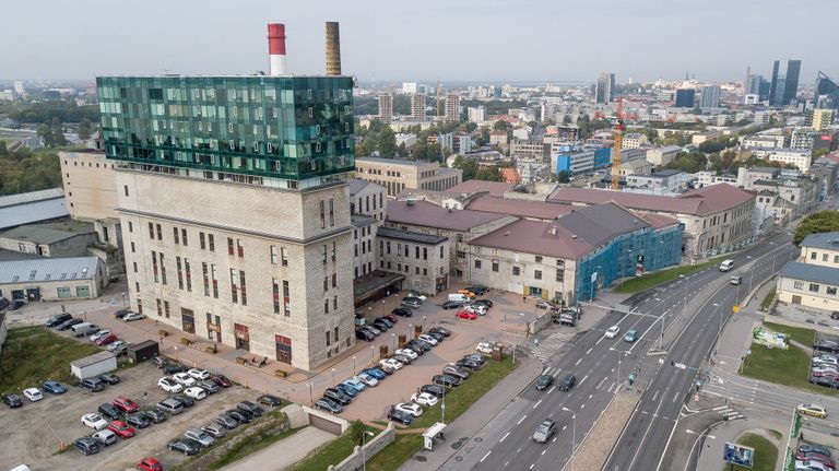 Fahle maja «perenaine» pornokorteri rahvast: nad käisid koridorides ...