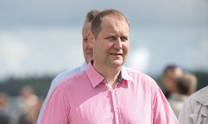 Urmas Kruuse: Eesti ilma laulu- ja tantsupeota on nagu maa ilma mullata ...