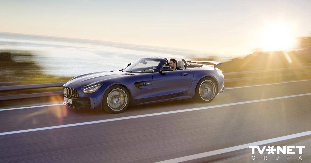 FOTO: automobilis bez jumta un 585 zirgspēki jeb Mercedes-AMG GT R roadster