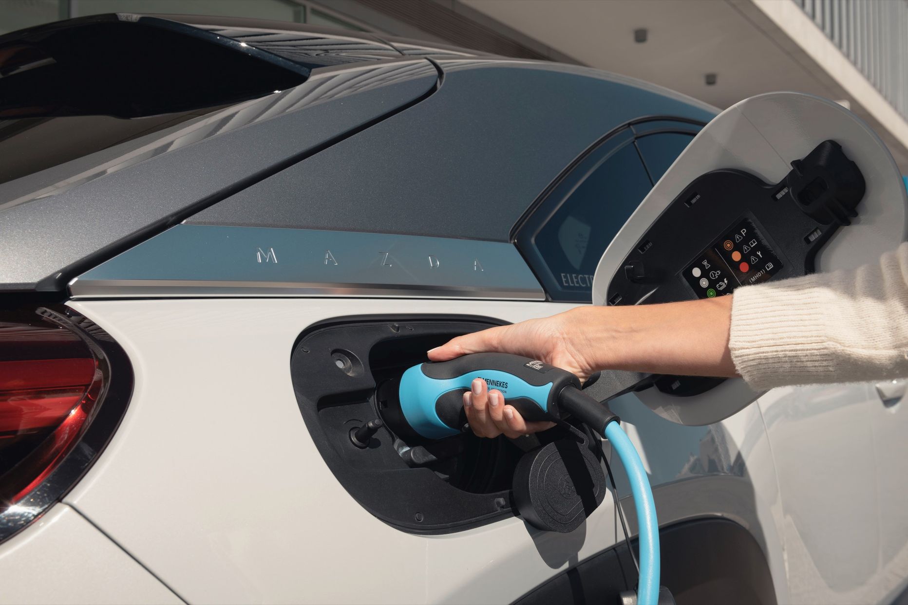 Eestlased tunnevad järjest enam huvi elektriautode liisimise vastu