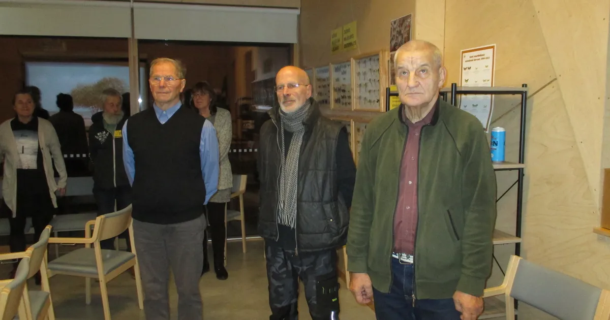 KÜLAVAHELOOD Torgu kuningriigi uued hõbedast rahatähed, pidu ilma kuningata