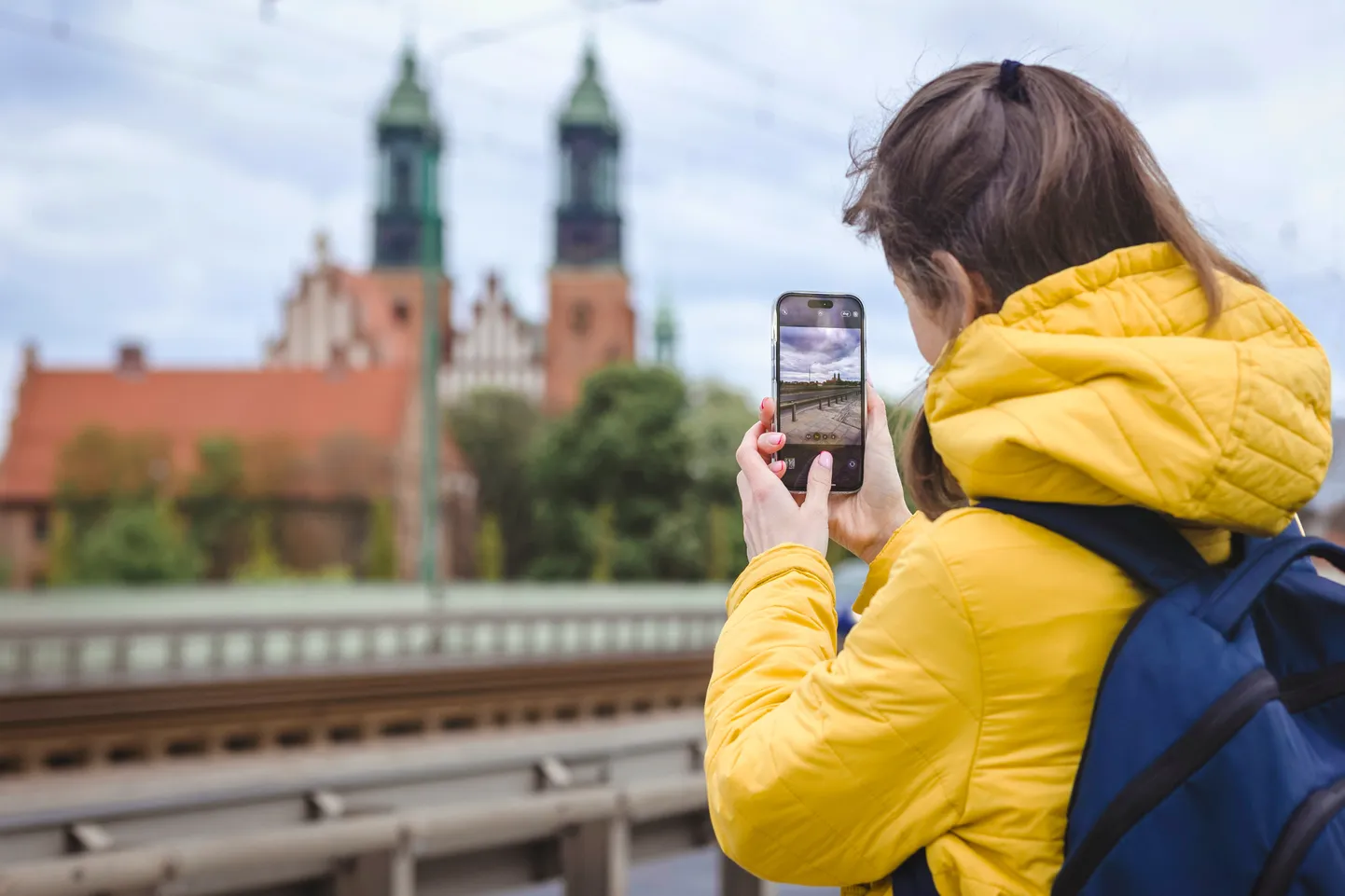 Tūristus brīdina par Polijā izsludināto aizliegumu fotografēt ...