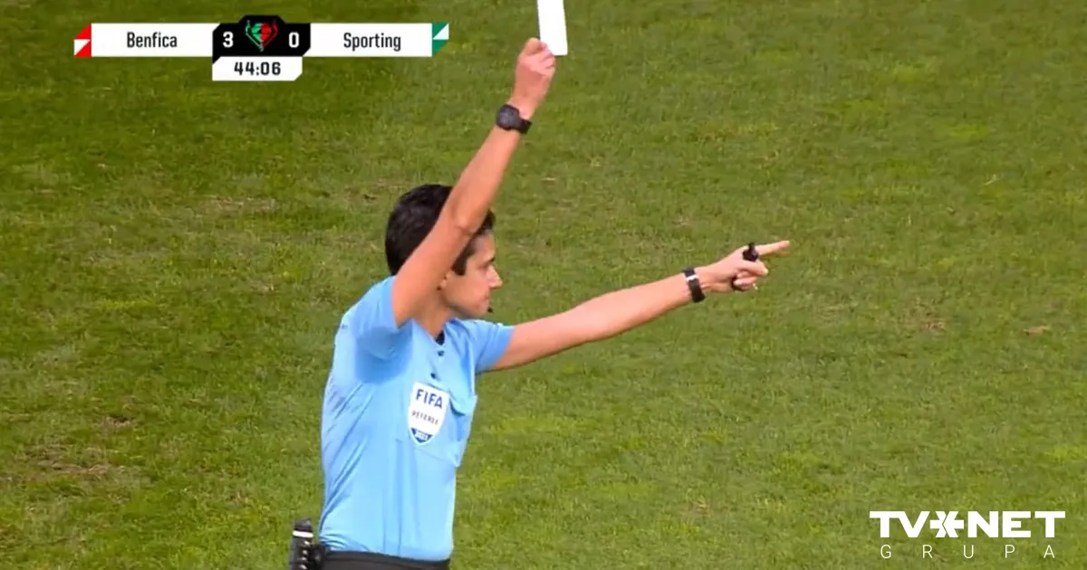 Baltā kartīte futbolā: patīkama "balva" vai kārtējais bezjēdzīgais ...