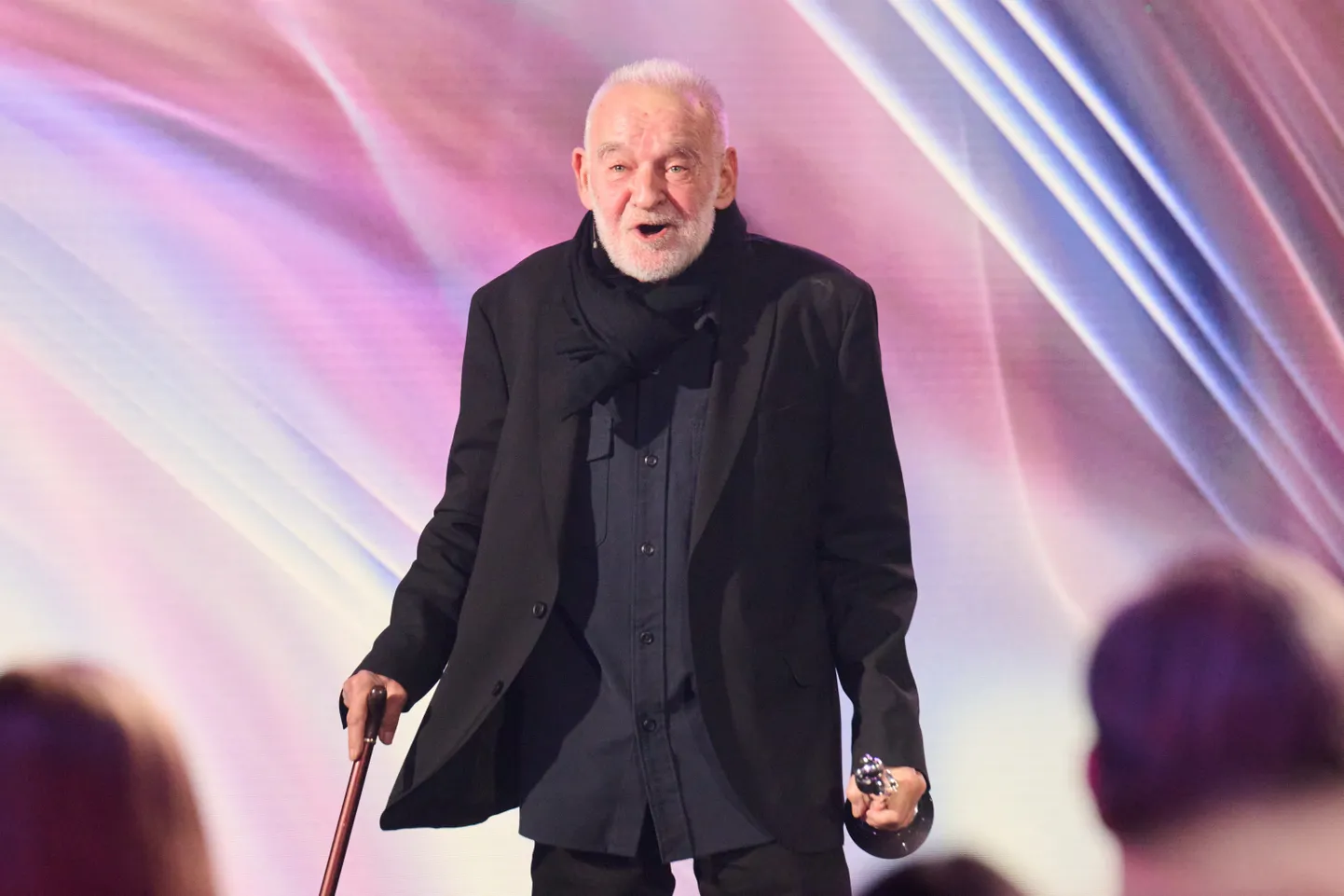 70 gadu vecumā miris ungāru kinorežisors Bēla Tars