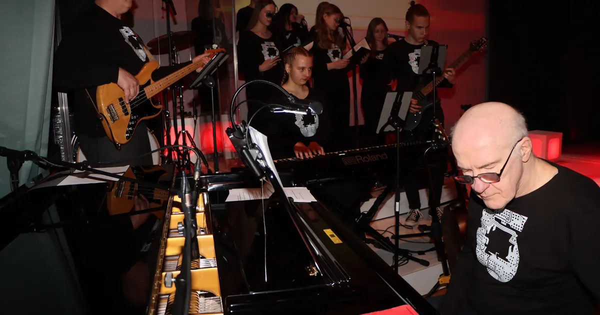 VIDEO Olav Ehala ja Ida-Viru noorte kontsertetendus jõuab Jõhvi ...