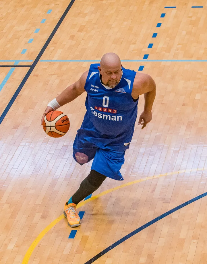 Jätkusid Saaremaa seeniorite korvpalli meistrivõistlused