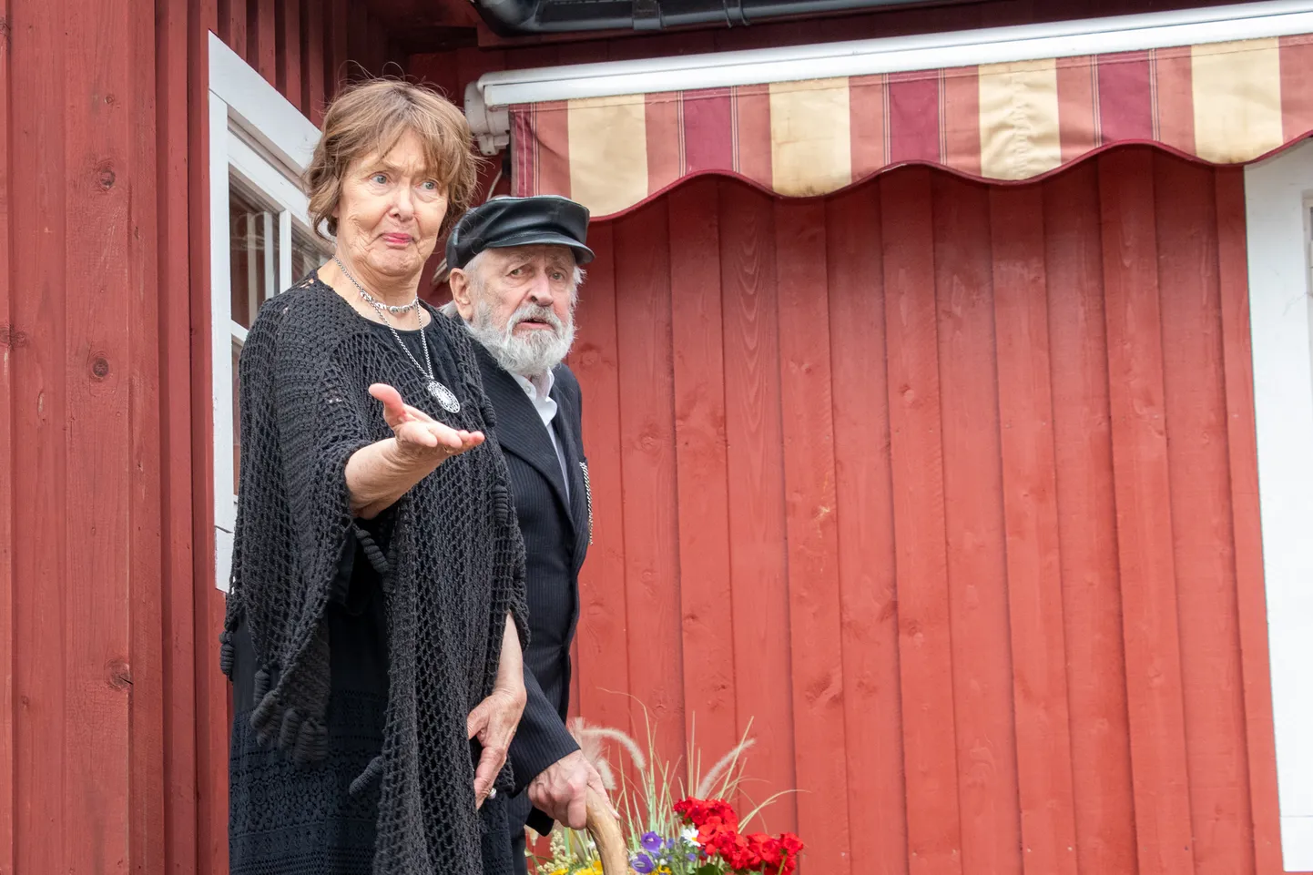 KÜLAVAHELOOD VII Tagaranna kirjanduspäev ettekannete, näidendi, kontserdiga