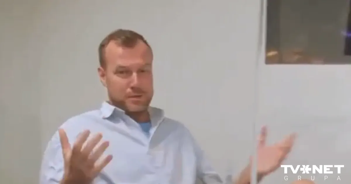 VIDEO Skandalozo Ernestu Riekstu neielaiž Jaunzēlandē. Tā vietā viņš ...