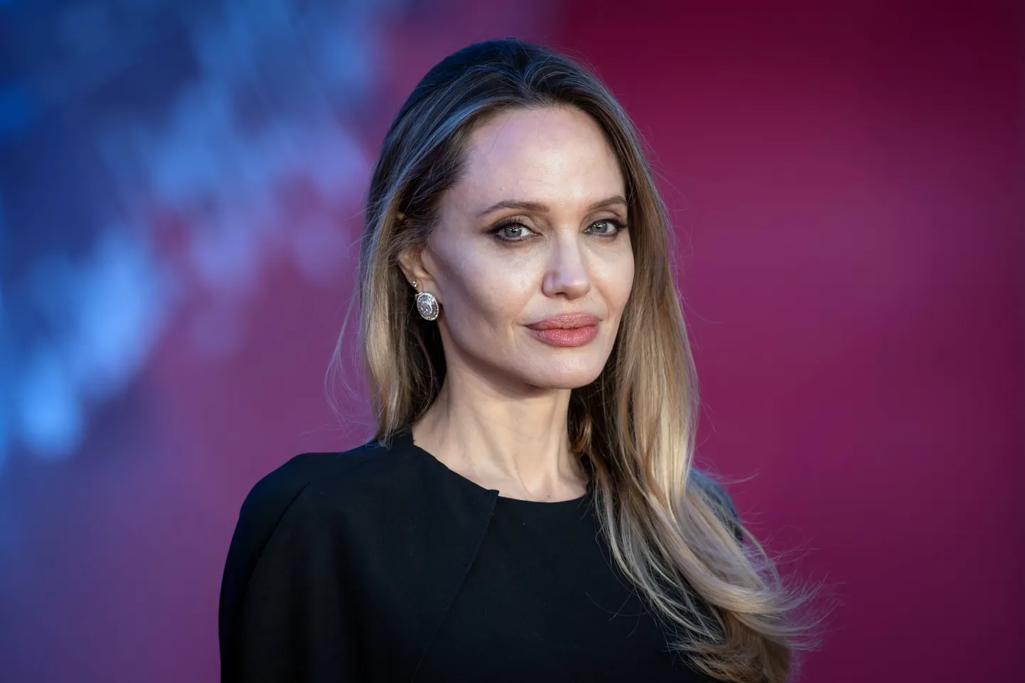 HOLLYWOODIST EEMALE Angelina Jolie plaanib Euroopasse kolida