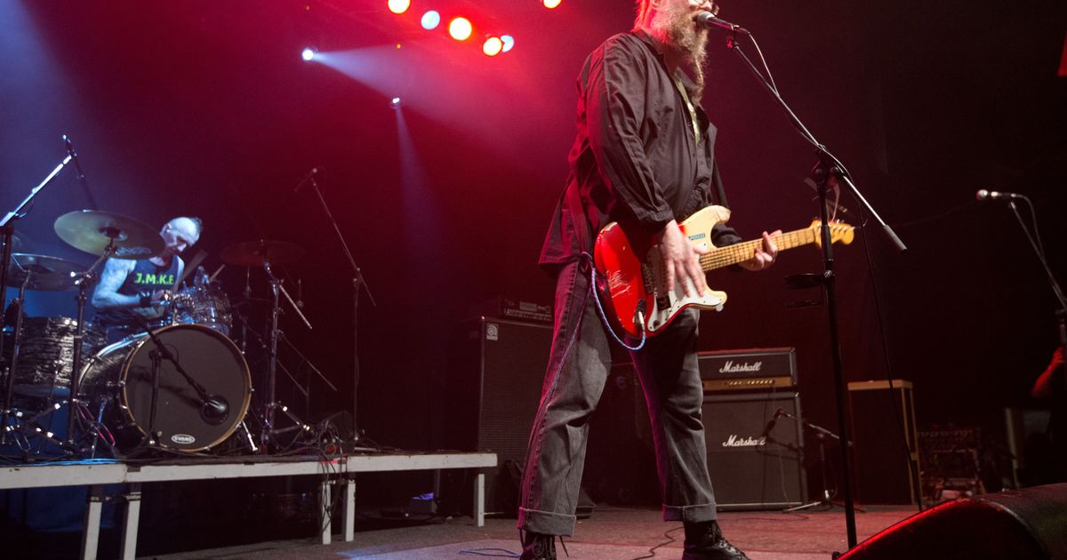 Punkar Villu Tamme putitab operatsioonil häälepaelu