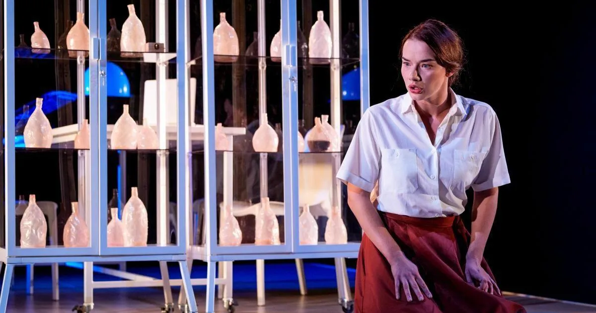 Rakvere Teatri näitleja Jaune Kimmel kandideerib parima naispeaosalise ...