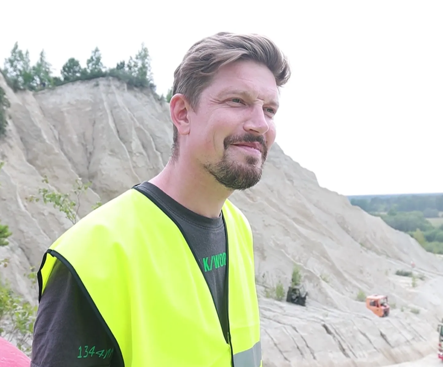 VIDEOINTERVJUU Henrik Kalmet taaslavastab elusuuruste mudelitega ...