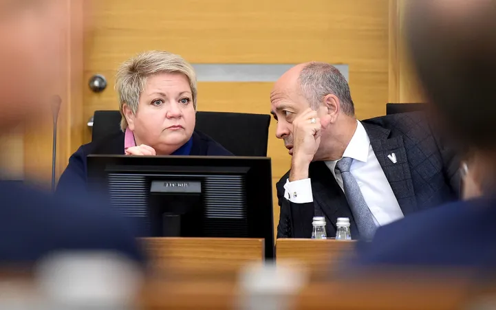 Valdība aicinās Saeimas komisiju papildināt Rīgas domes atlaišanas ...