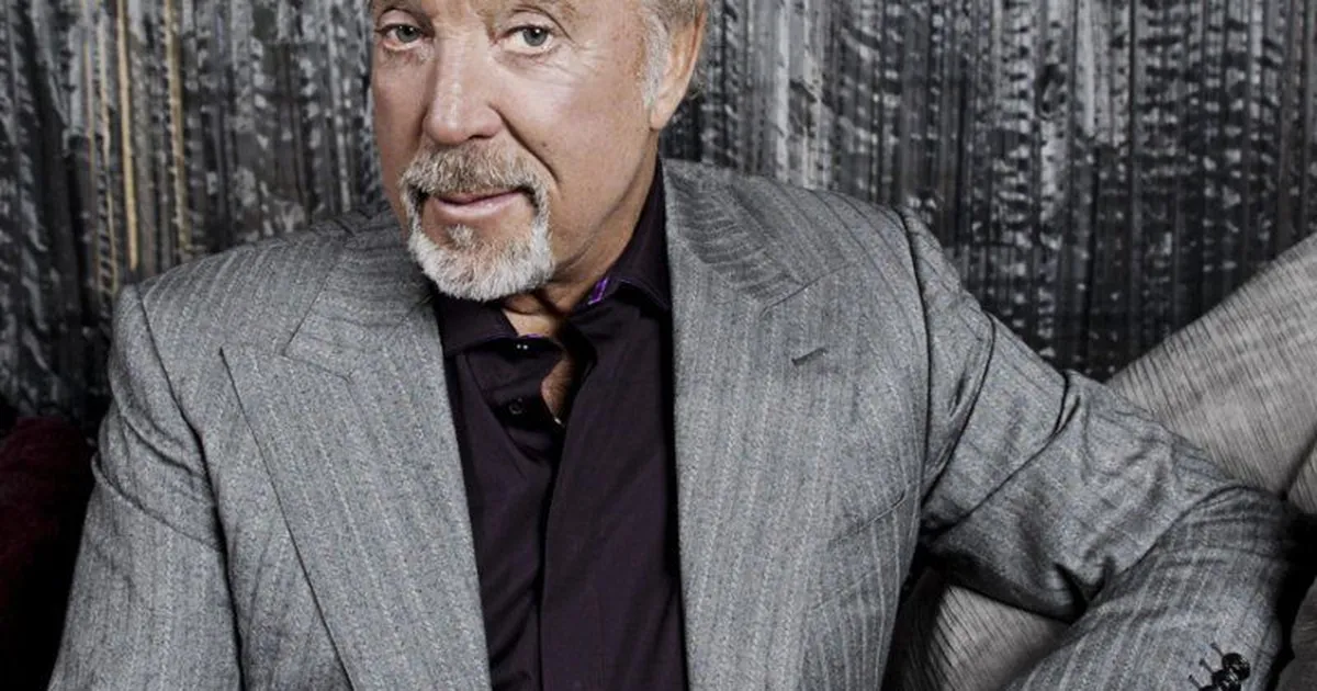 Elav legend Tom Jones esineb suvel esmakordselt Eestis