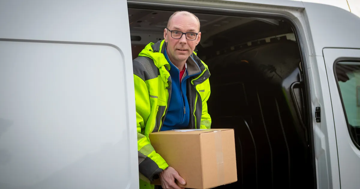 KULLER TEAB Pakk teeb saajale rõõmu!