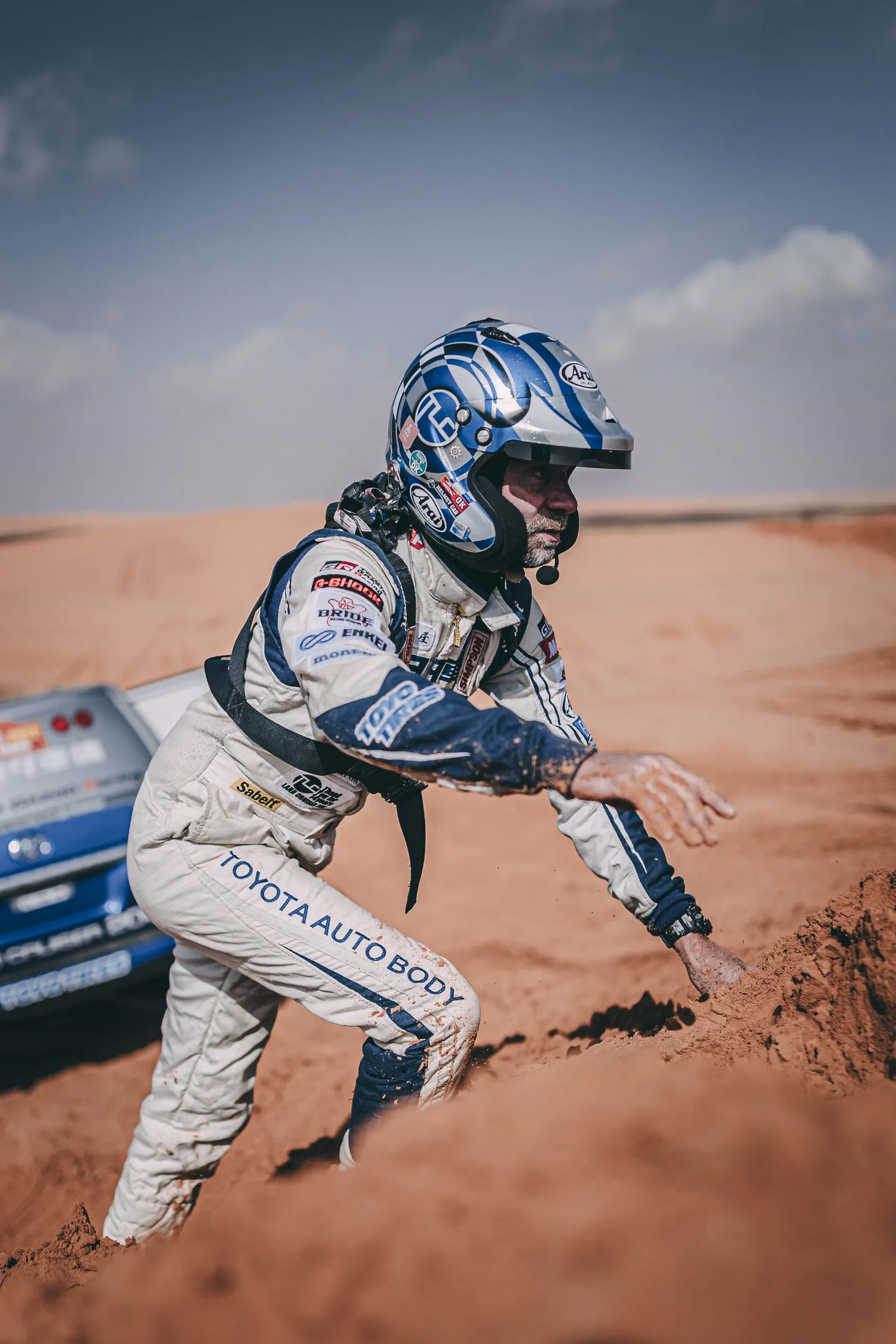 Karm võidusõit nõudis kahe sportlase elu