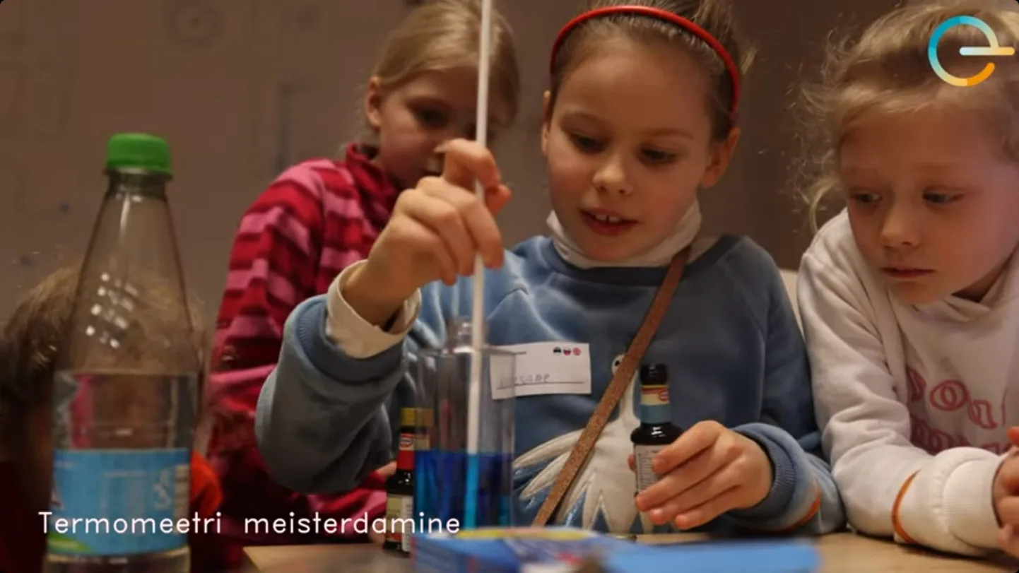 Kolmsada tüdrukut kogunevad kuuepäevasesse energeetikalaagrisse