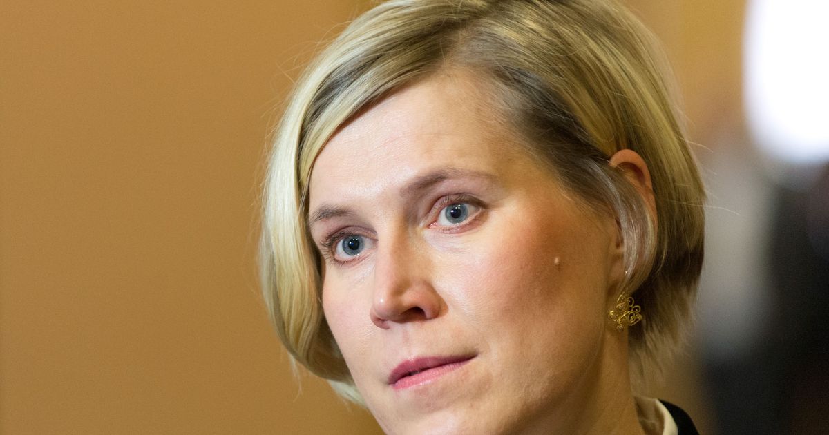 Канцлер права выделение церквям денег из резерва противоречило конституции Эстония Rus