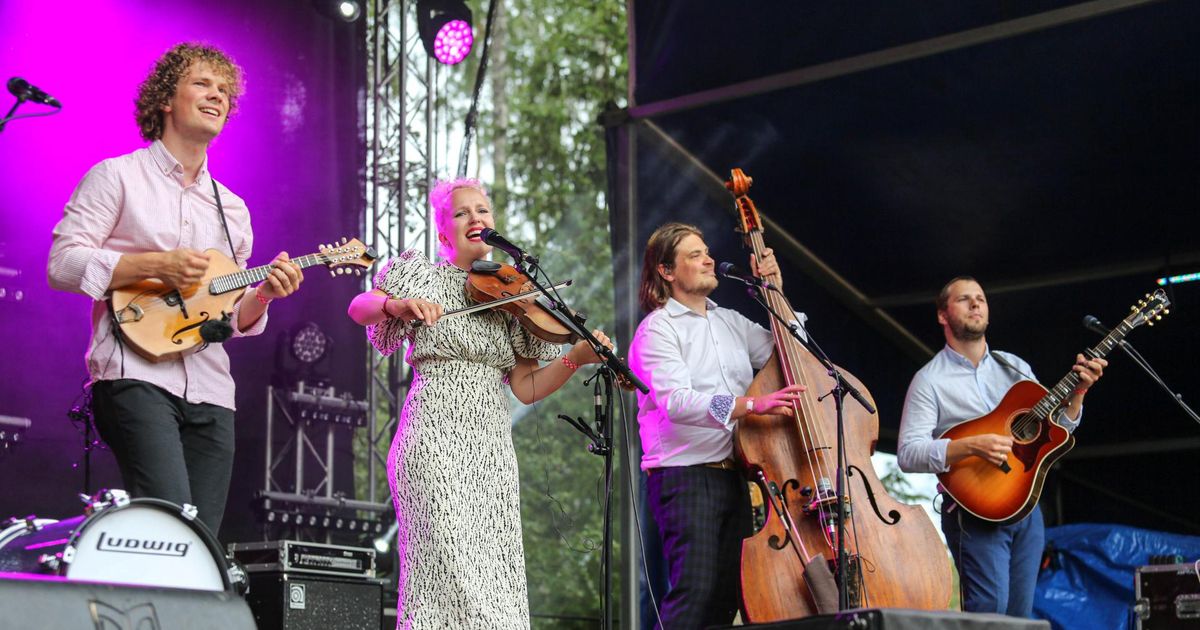 Curly Strings tuuritab Jaapanis: kontserdid on välja müüdud!