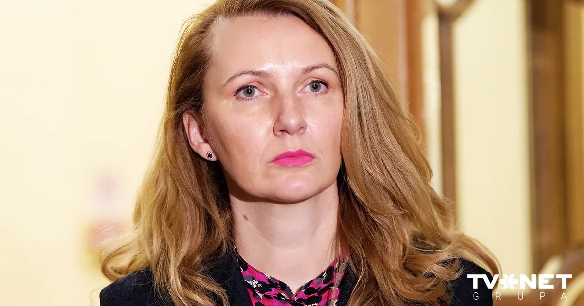 Tieslietu ministre: Nākamā gada budžetā meklēsim iespējas, lai palielinātu algas ieslodzījuma ...