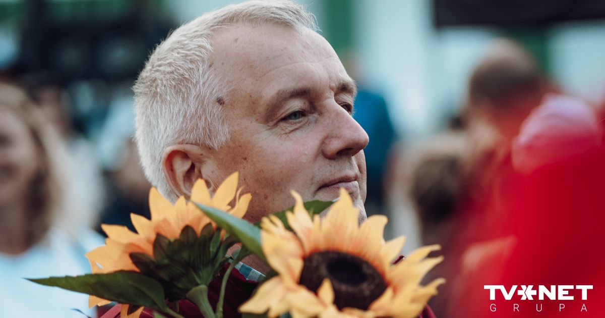 FOTO "Tavi draugi" labdarības koncertā savāc teju 7000 eiro Ukrainas ...