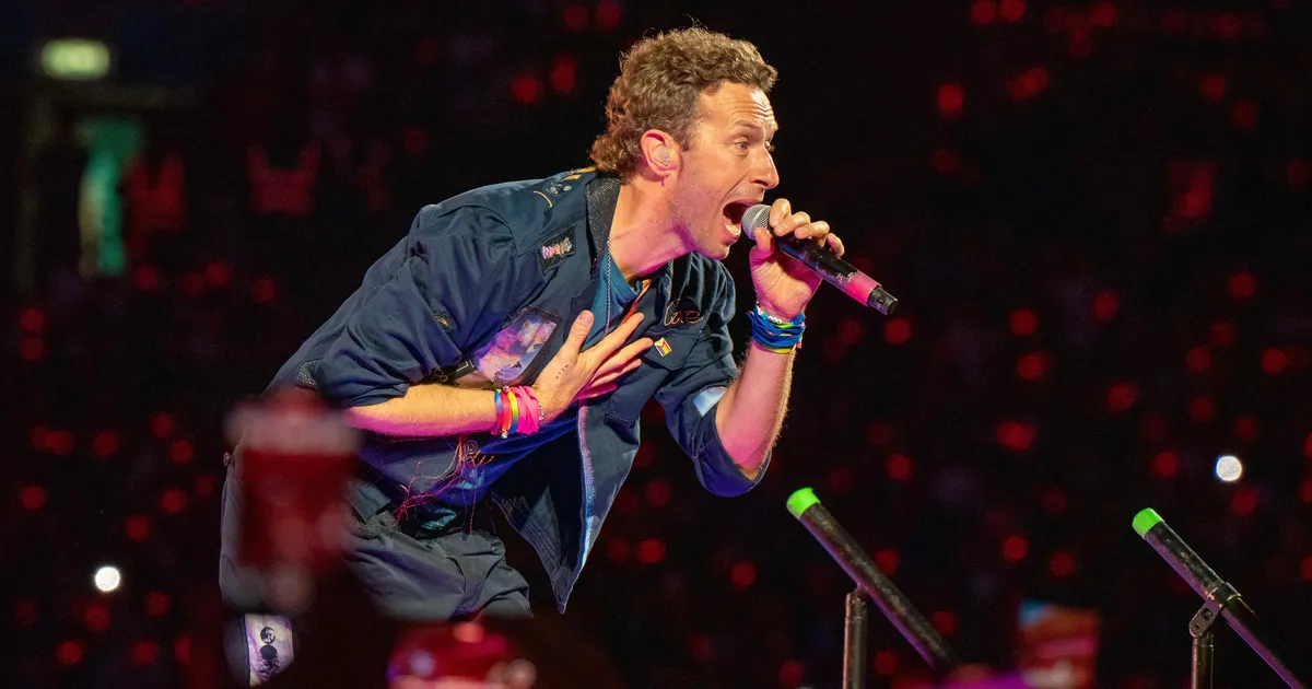 MIDA TA ÜTLES? Coldplay laulja peatas kontserdi, et tapetud Charlie ...