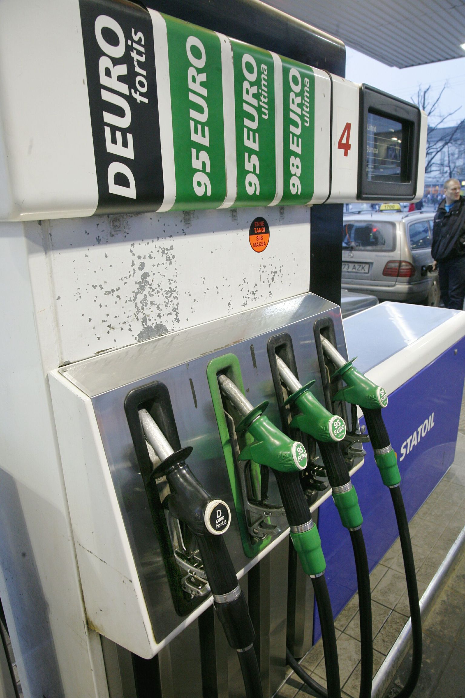 Statoil: auto kütusepaaki võib mahtuda rohkem kui ette nähtud