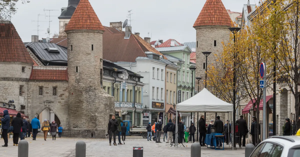 Kolmapäeval on pilves ilm ning kohati võib vihma tibutada