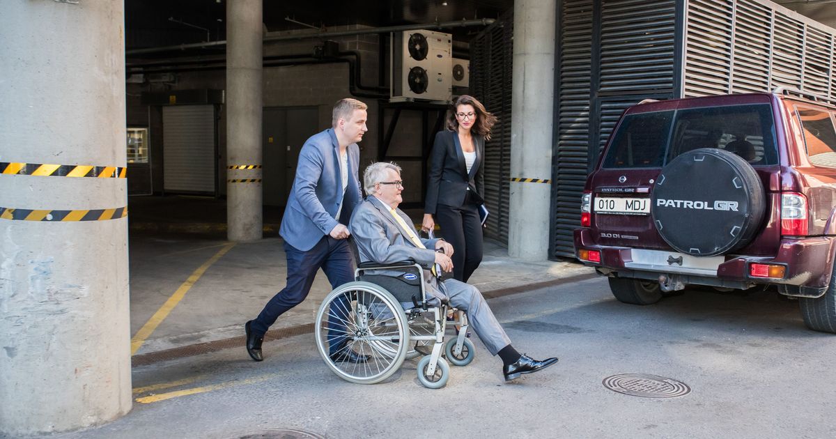 Savisaar runs against Center Party to support it