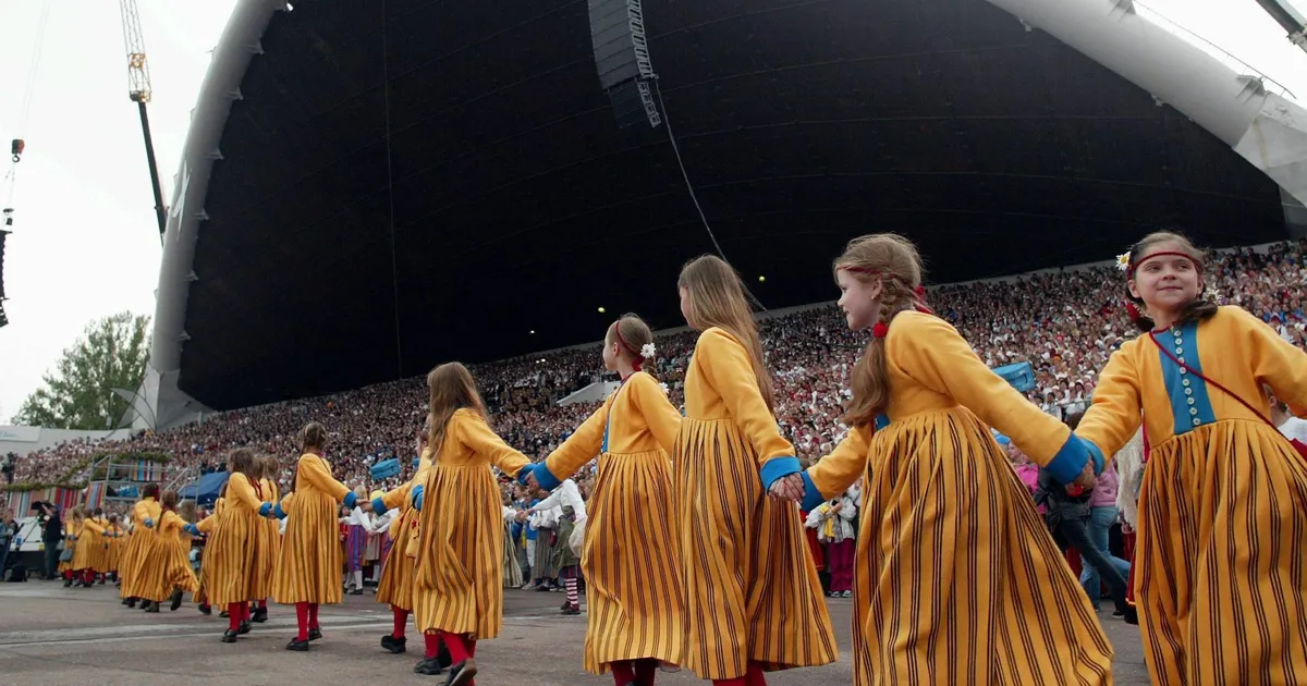 Laulupidu painutab aega ja ruumi