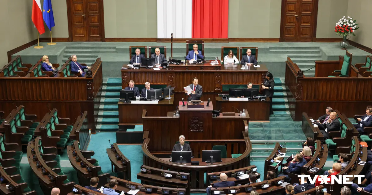 Polijas parlaments pauž bažas par Krievijas vēstniecības atrašanos tuvu ...