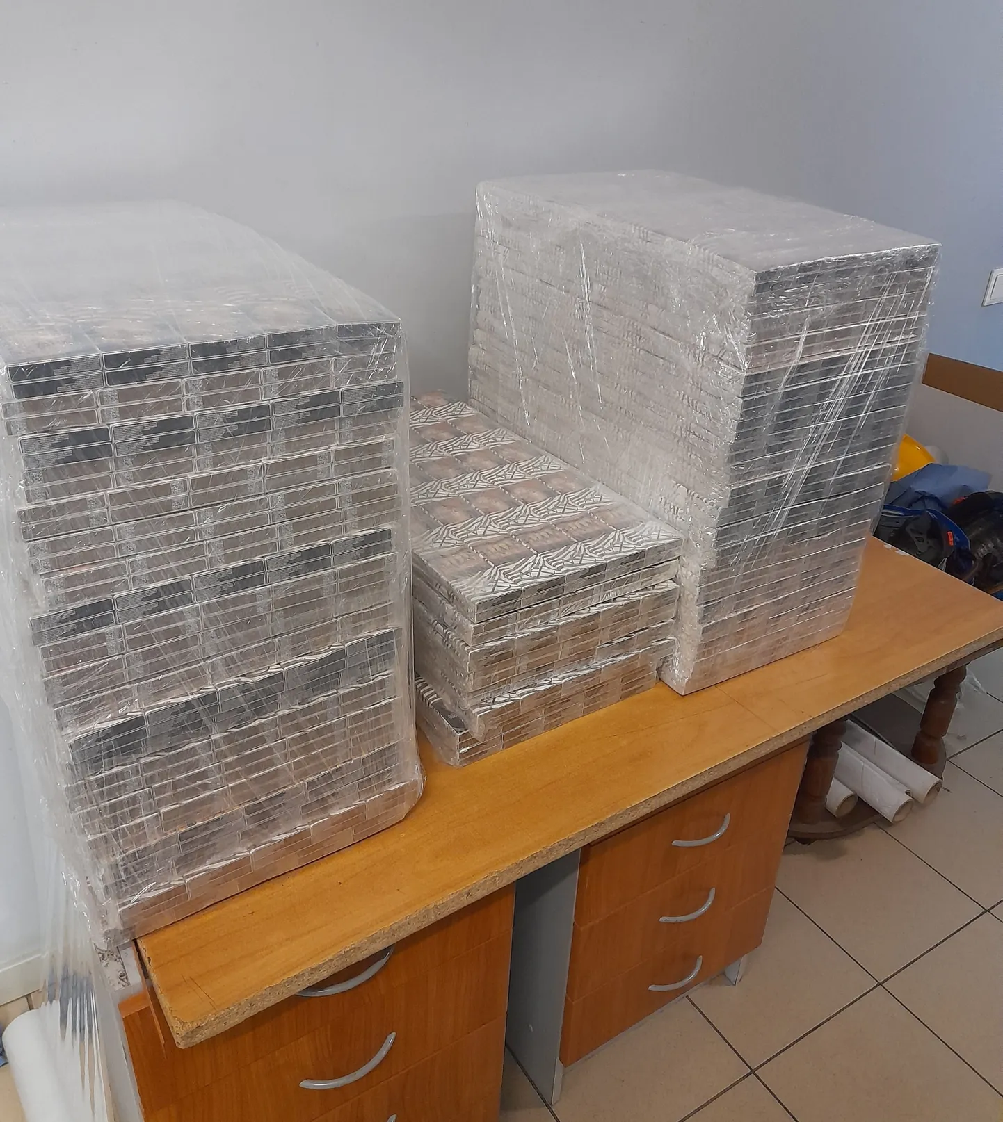 Kontrabanda sausā piena kravā: muita atklāj vagonā paslēptus 48 000 ...