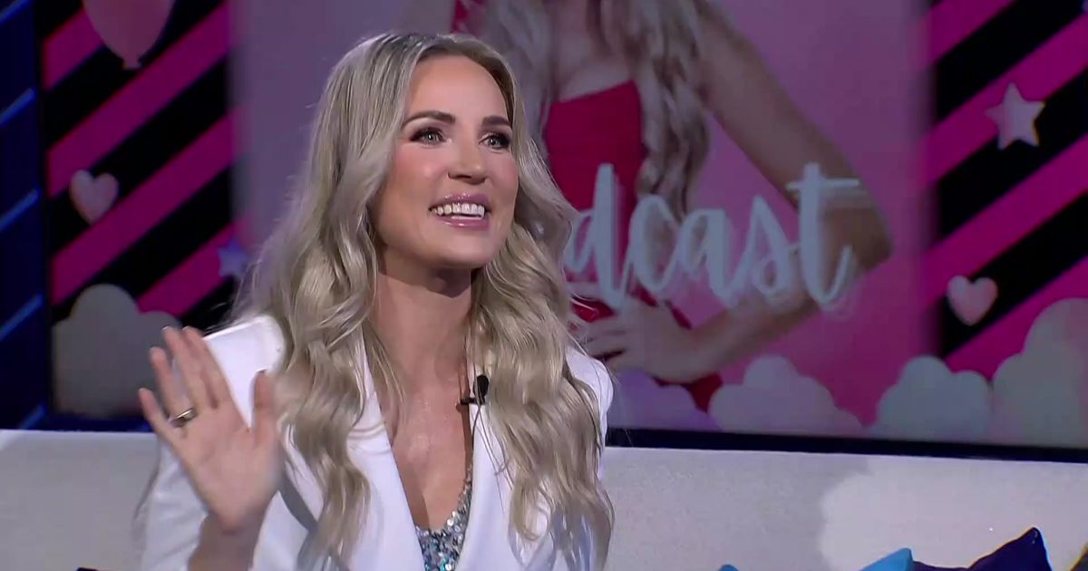 «Õhtu!» Külas on populaarse podcasti Blondcast tegija Katri Teller