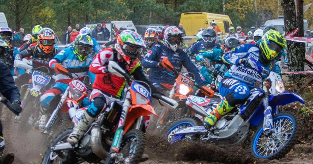 Paikuse motoklubi raudvara näitas Vilaskis, et ei ole rooste läinud