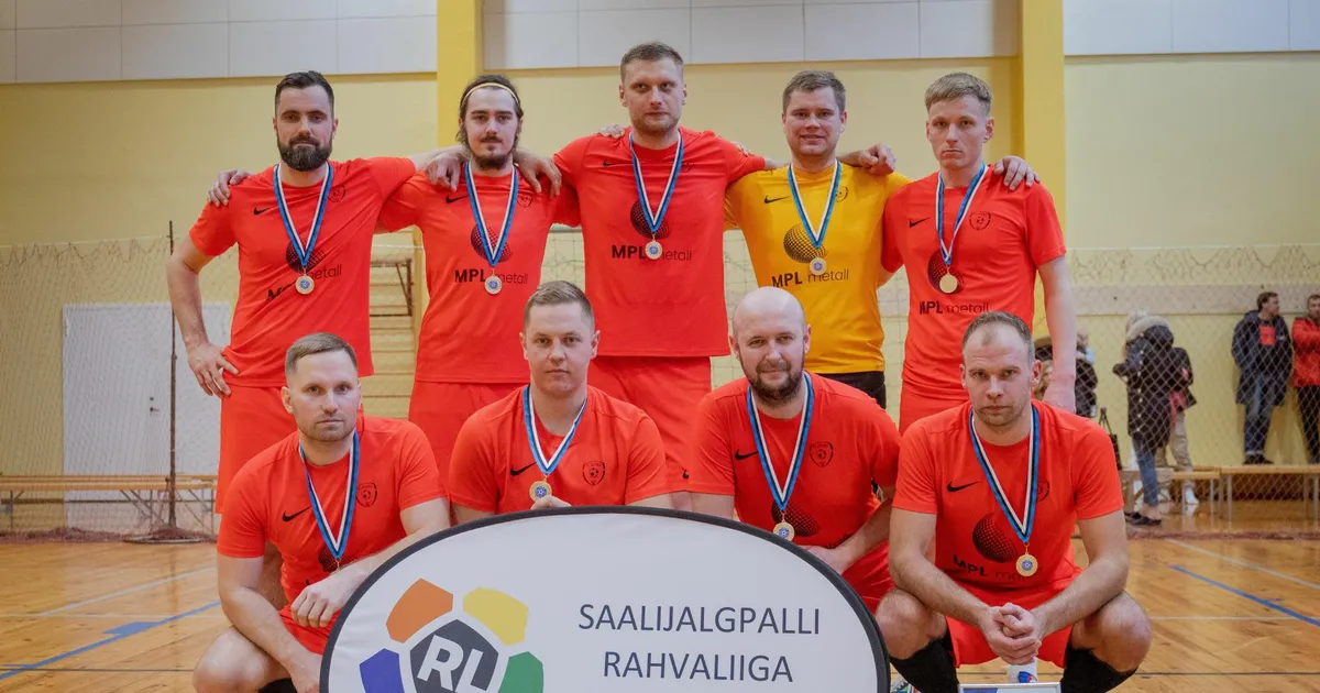 VIDEO JA GALERII FC Audru saalivutisats tuli rahvaliiga meistriks. Edu võti? "Ühtne vaim ja ...