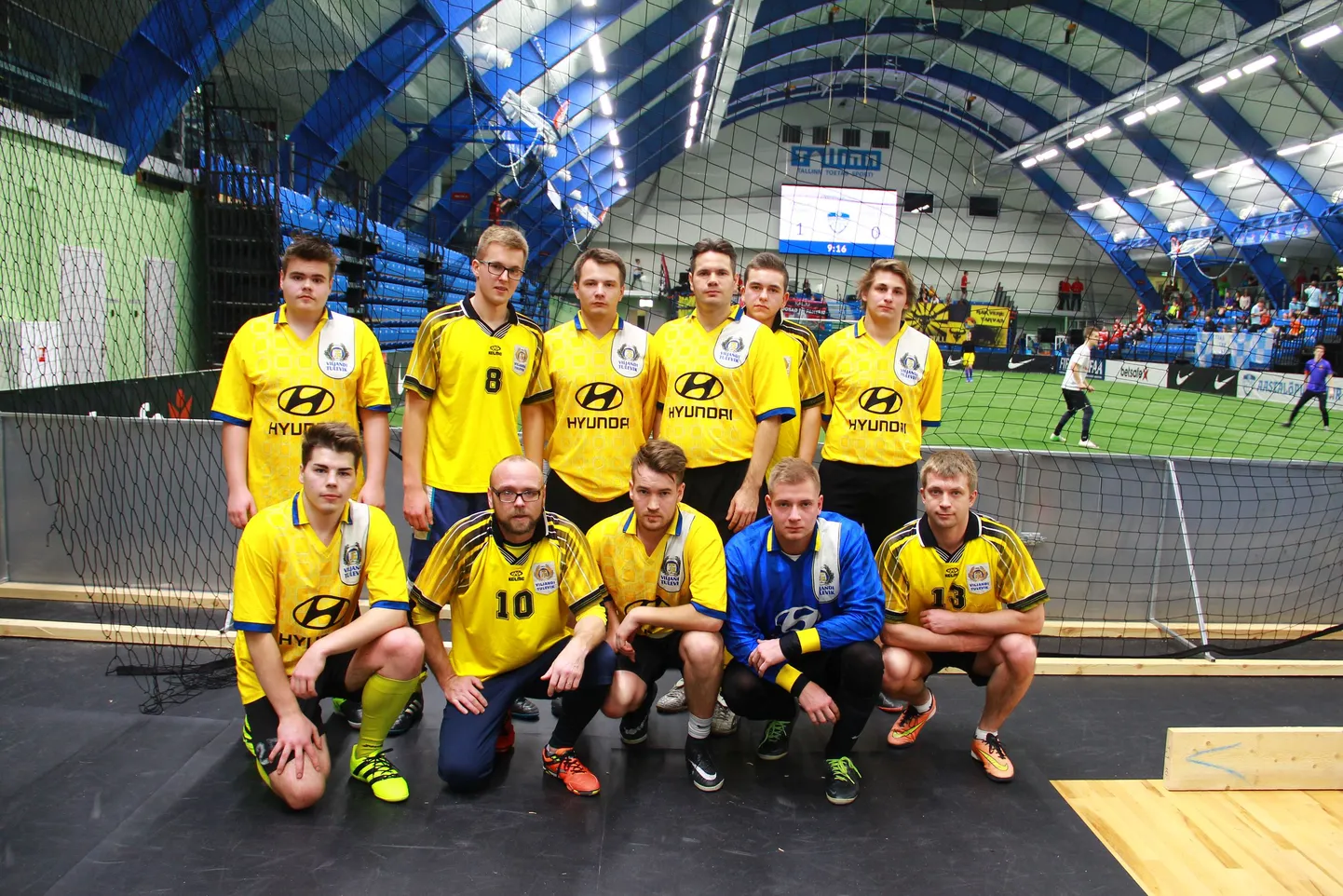 Fännid tegid otsa lahti