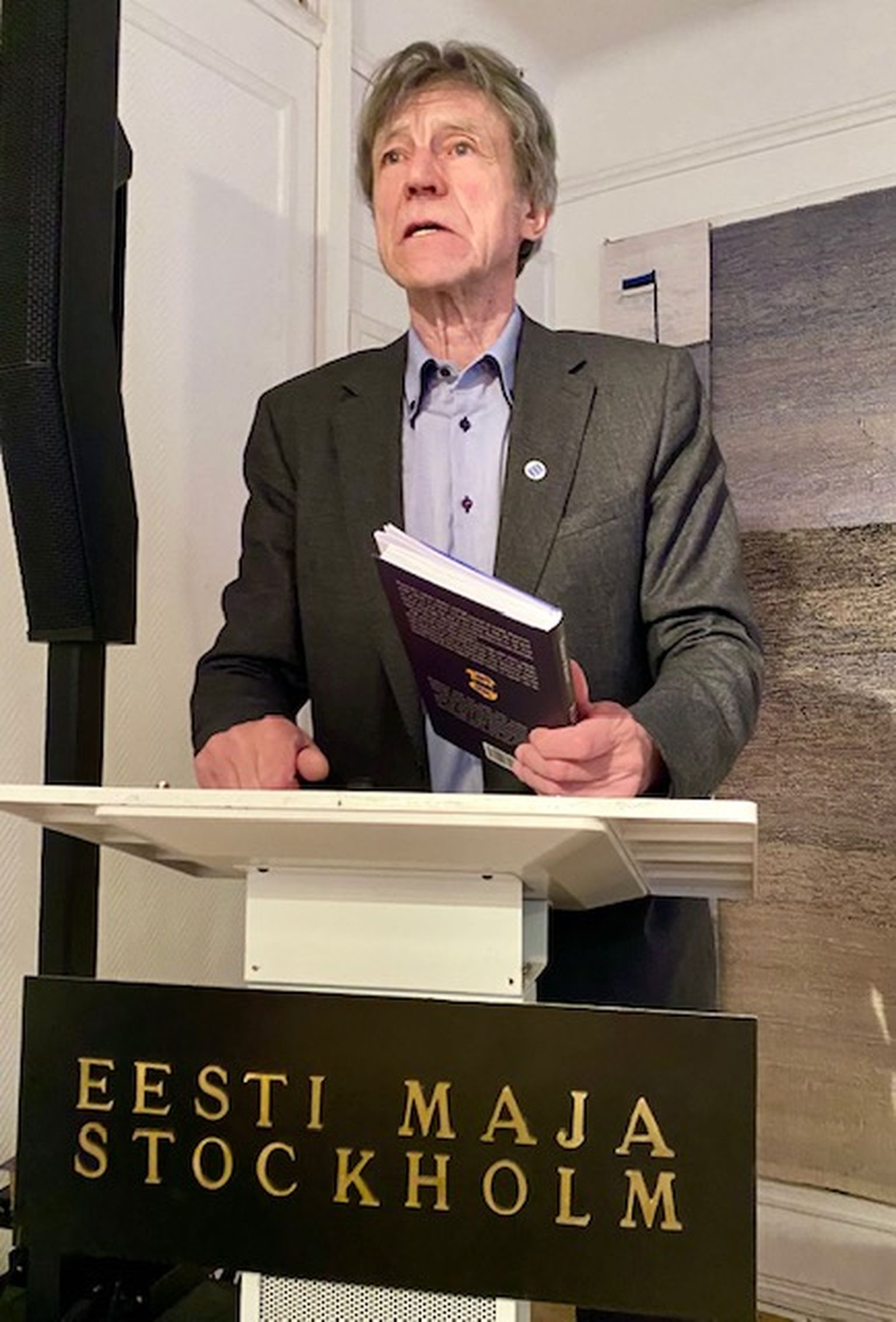 Tarmo Pikner Esitles Rootsis Oma Ajaloolist Romaani